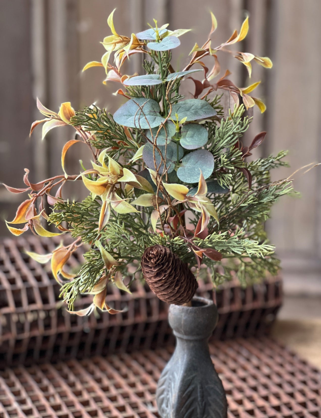 Cedar and mixed foliage pick - Greenery Market