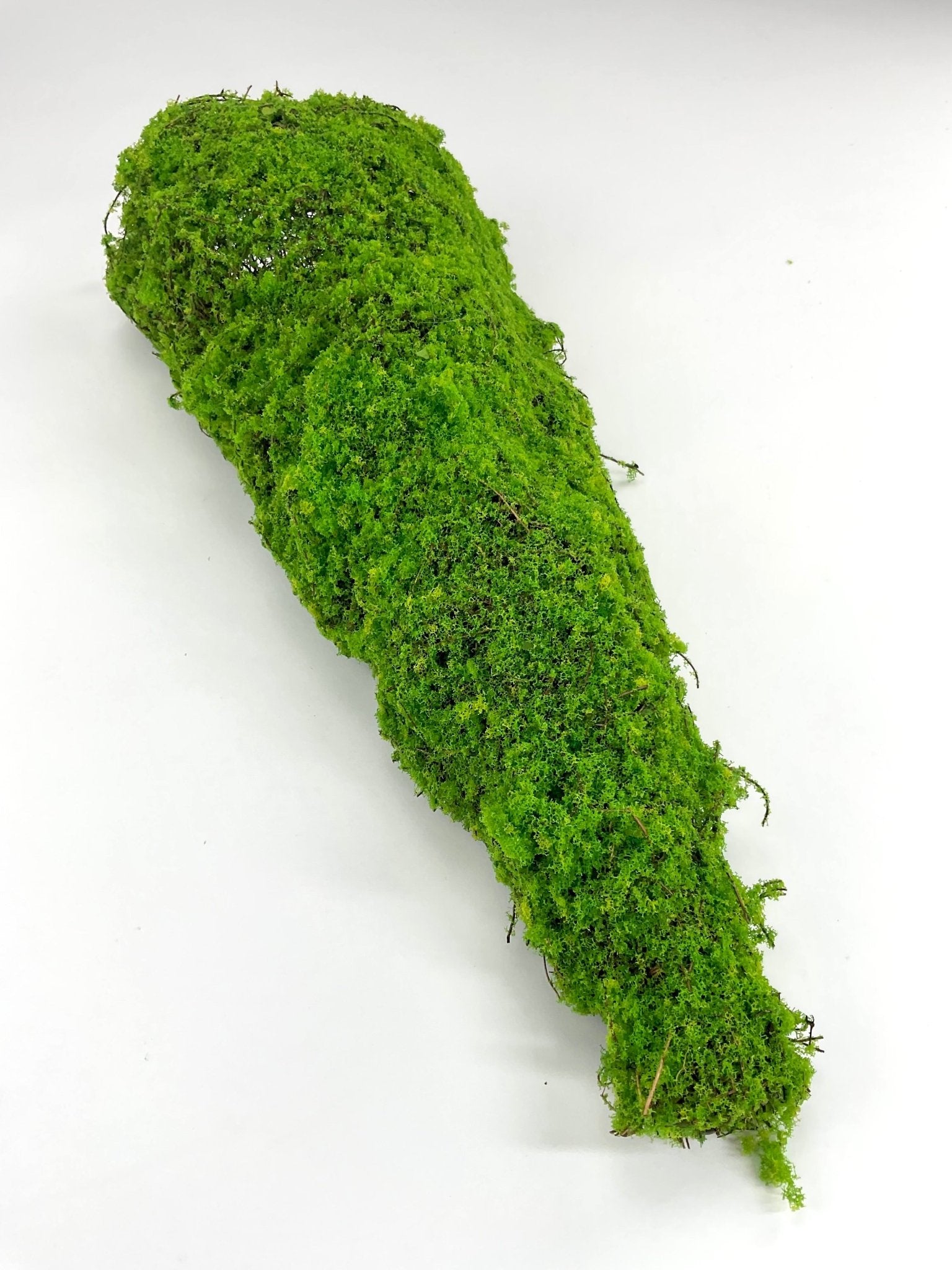 Greenery market half cone moss hanging, 18" green - Greenery Market