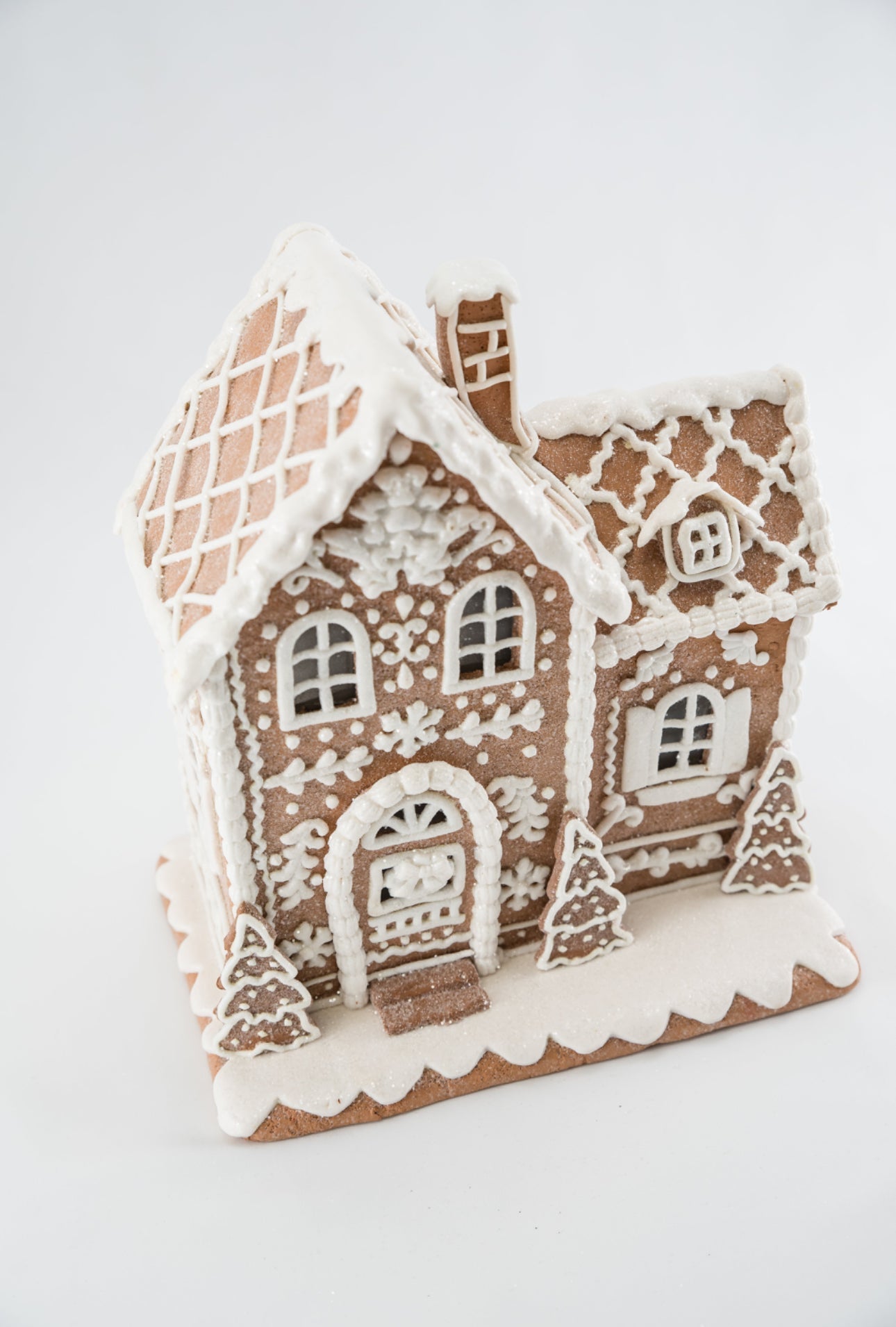 Raz lighted gingerbread house - Greenery Market