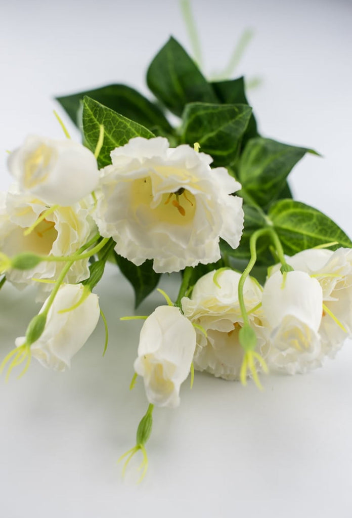 White lisianthus bundle - Greenery Market