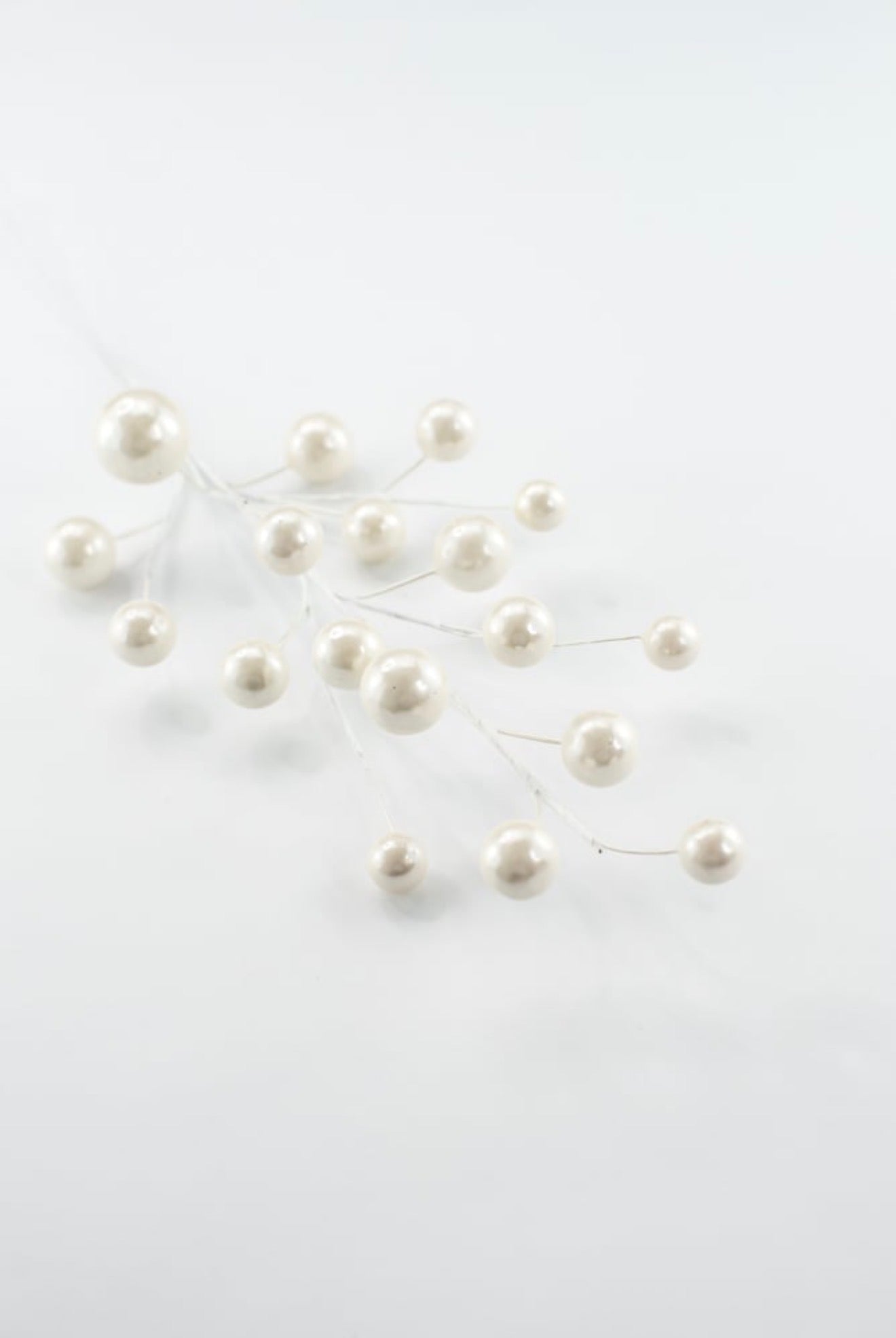 White Pearl Berry Pick - 18" - Greenery Market